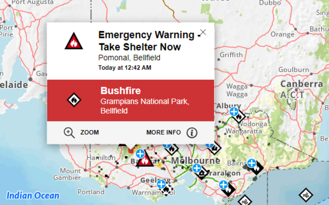 Half a million people without power as fires, storm hit Victoria | RNZ News