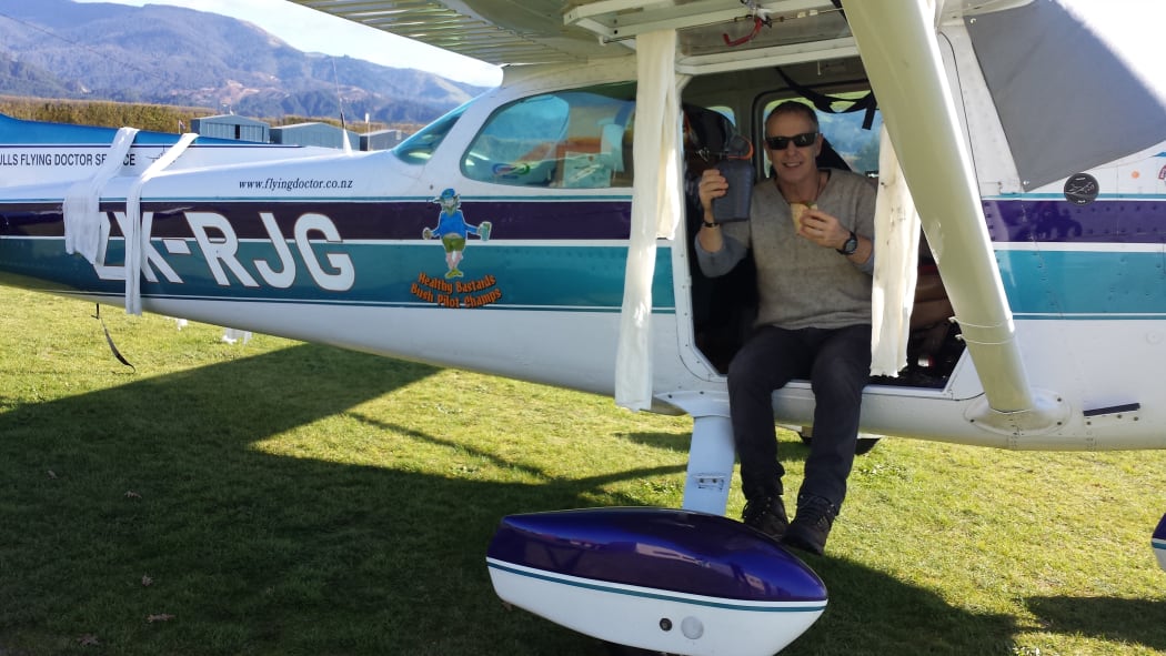 Dr Dave Baldwin: Flying doctor | RNZ