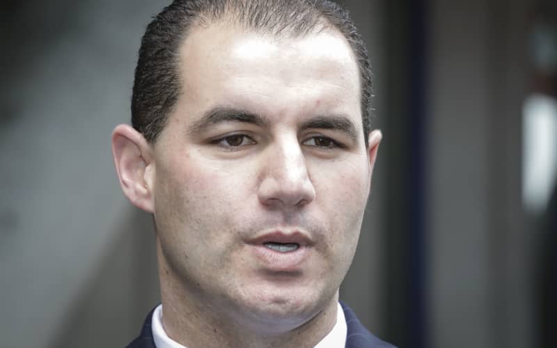 Jami-Lee Ross remains on leave, gives proxy vote | RNZ