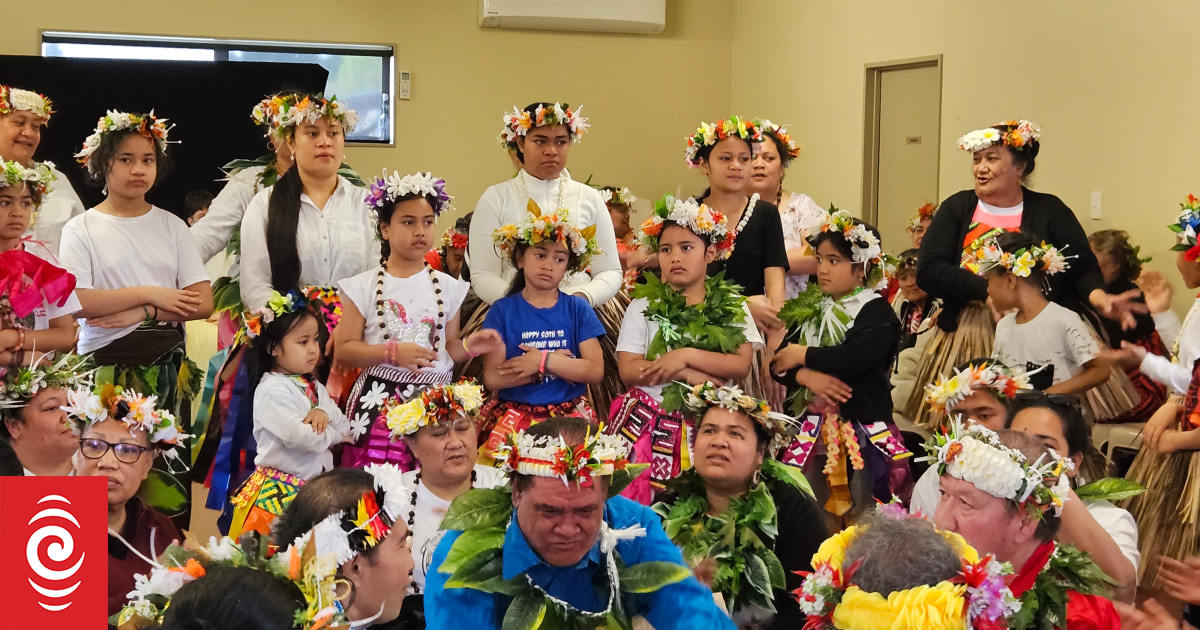 Tuvaluan communities in NZ honour and celebrate their language | RNZ