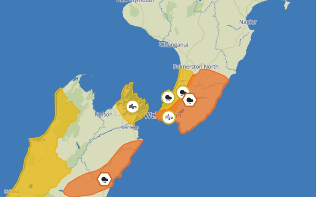 Weather warnings lift for upper North Island, more rain for Lower North ...