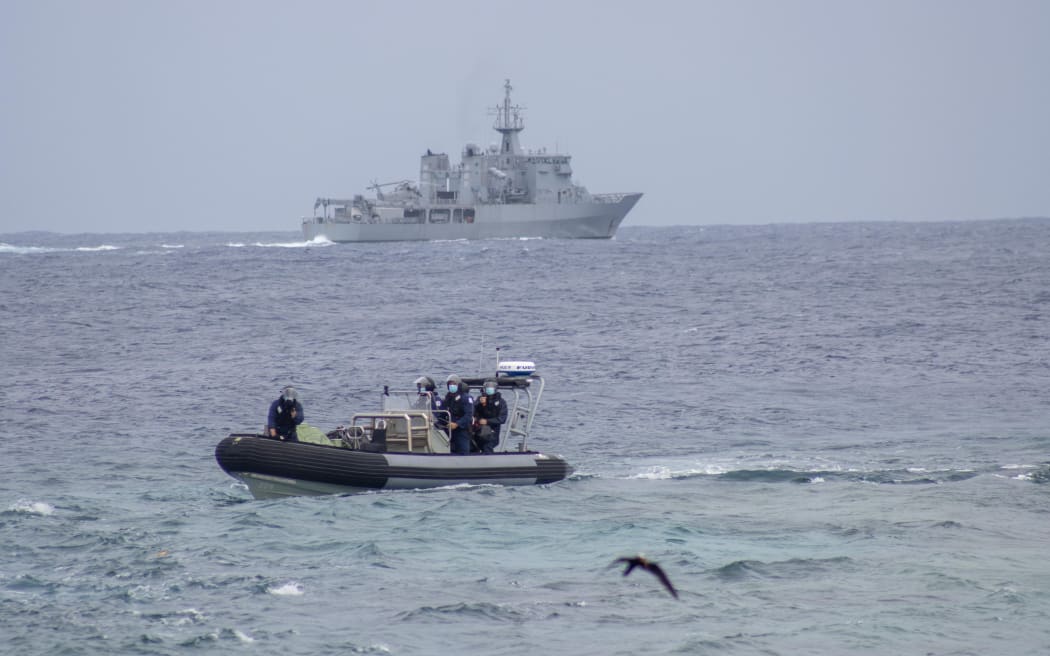 Third of NZ navy ships idle as defence force staff leave | RNZ News