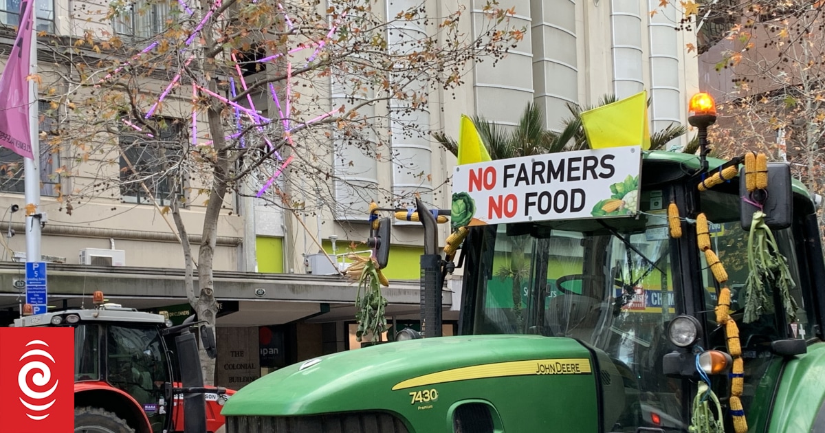 Massive rural protests throughout the country | RNZ