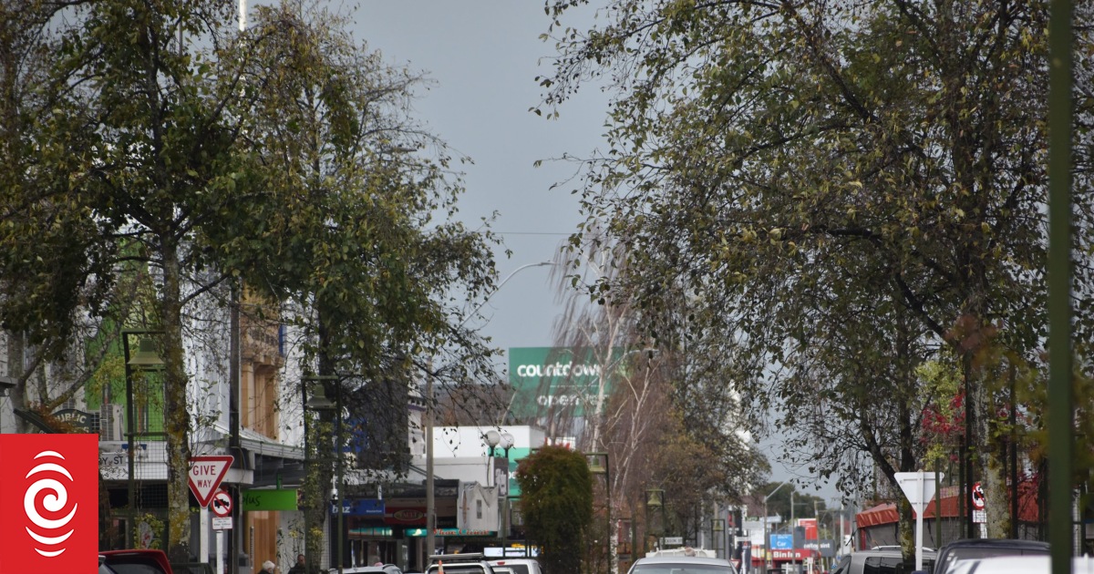 Concern some owners will not act over dozens of quake-prone buildings ...