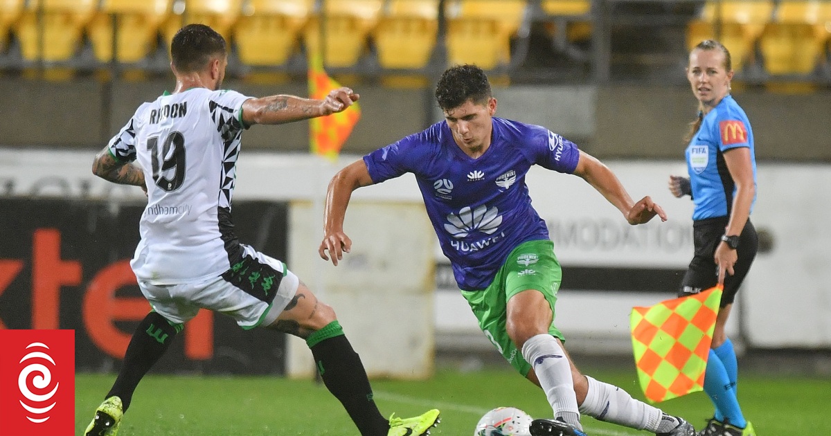 Phoenix defender in demand | RNZ News