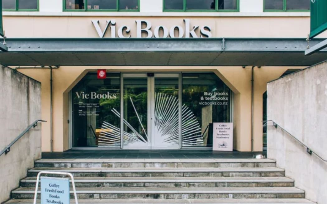 Clare Mabey on the demise of Vic Books | RNZ