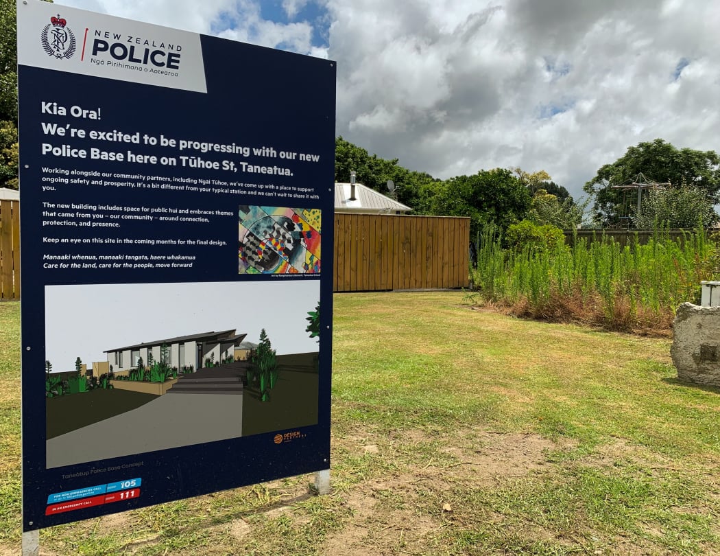 Tāneatua's new police station: No cells, no barriers | RNZ News