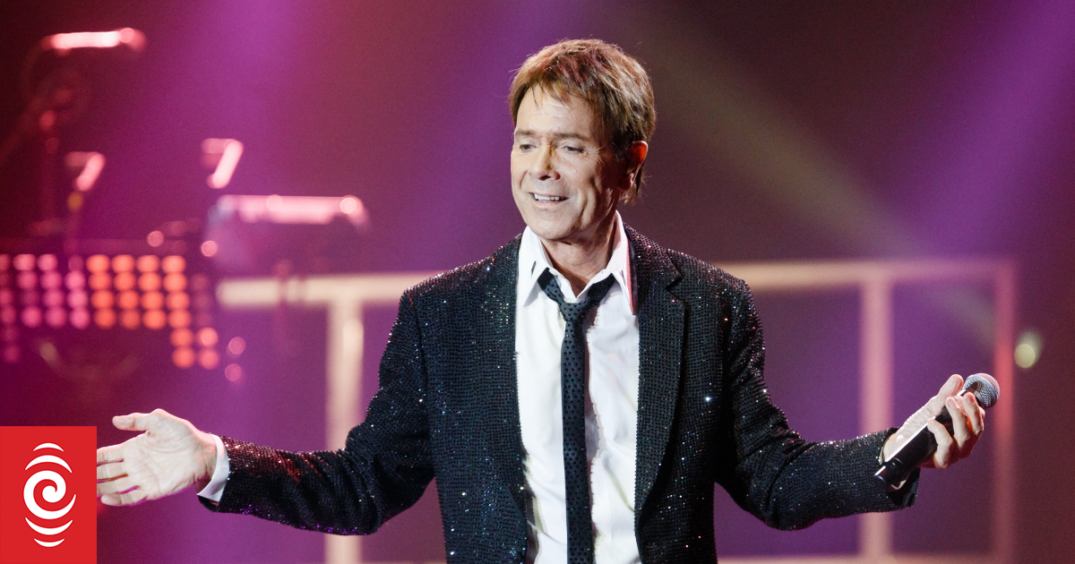 Sir Cliff Richard announces four gigs around New Zealand | RNZ News
