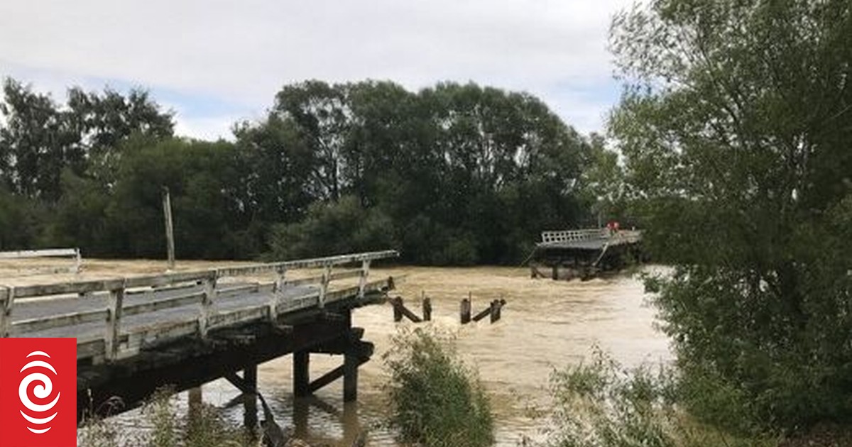 Gore Council says bridge due for replacement before collapse | RNZ News