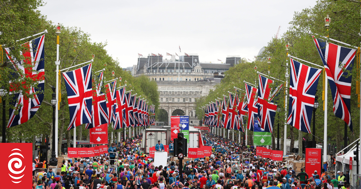 London Marathon awaiting guidance on trans athletes | RNZ News