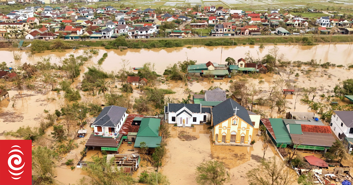 Bualoi death toll rises to 51 in Vietnam, banks told to support ...