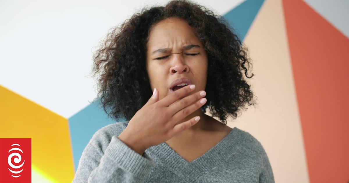 How do you cope on a broken night's sleep? | RNZ