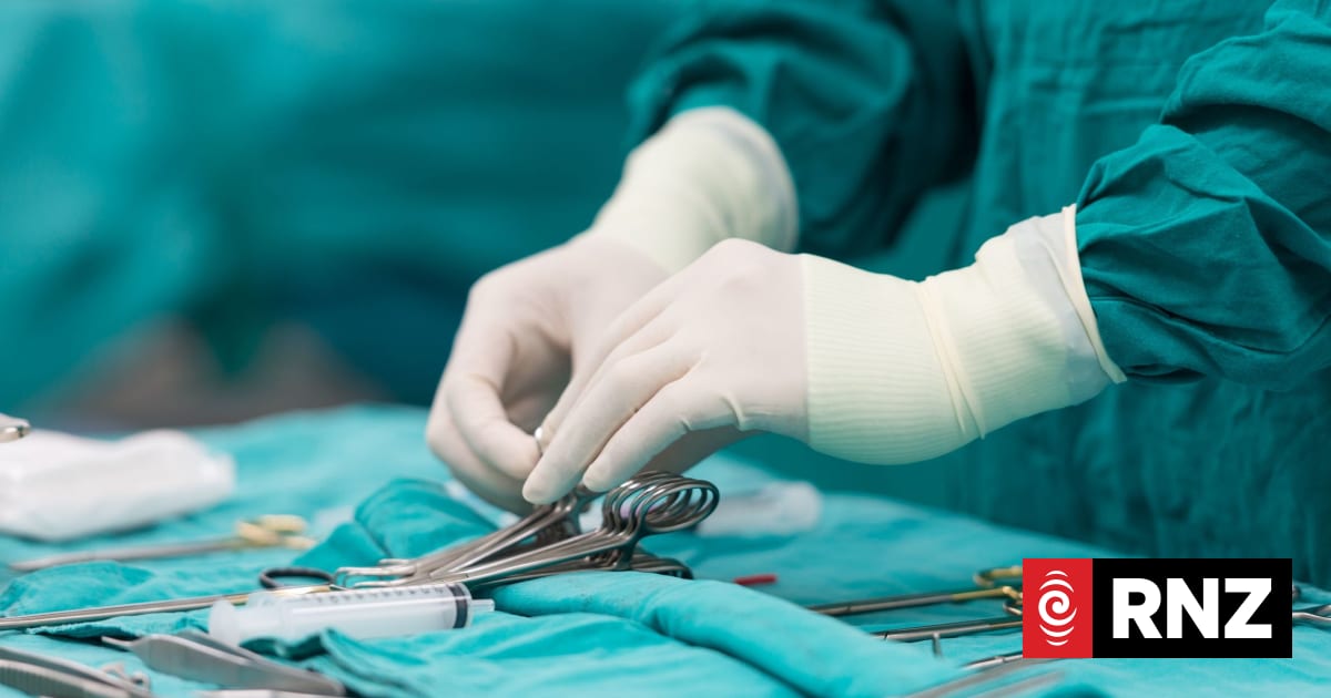 Woman expecting hysterectomy given procedure involving surgical mesh ...
