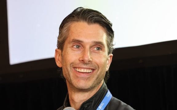 A front row seat at the evolution of NZ hip hop | RNZ News