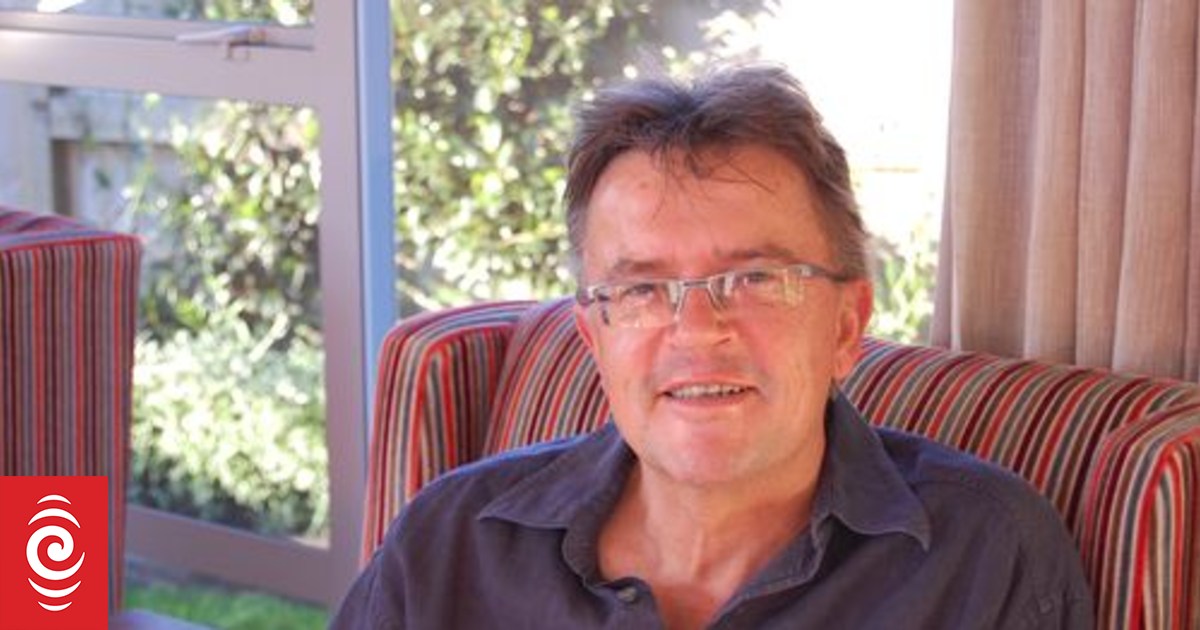 Vale Stephen Stratford | RNZ