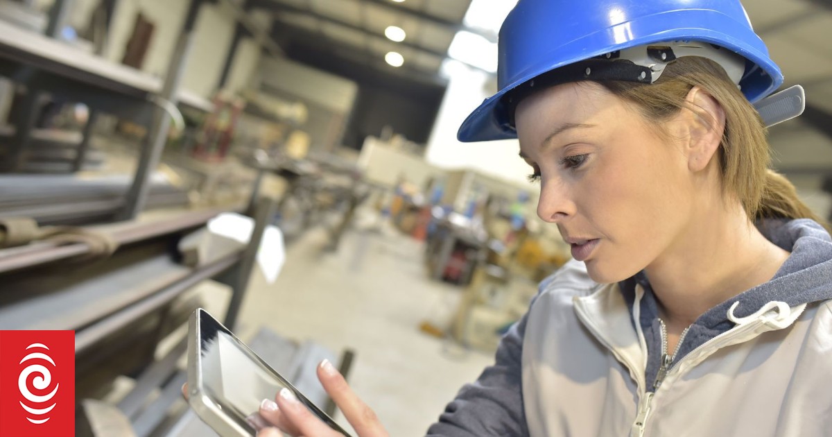 Record number of women enrol in engineering | RNZ News
