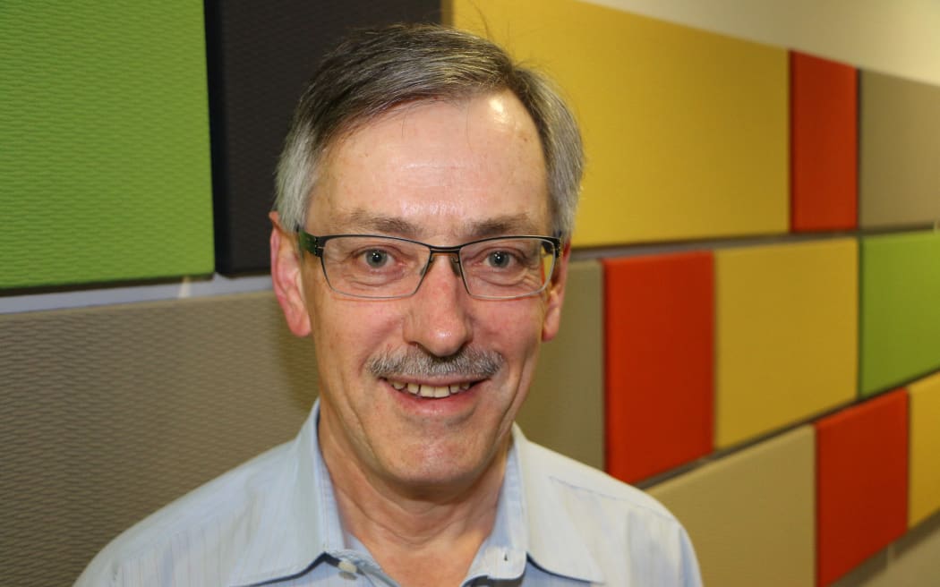 Midweek Mediawatch - Rod Oram; state of the Winston | RNZ