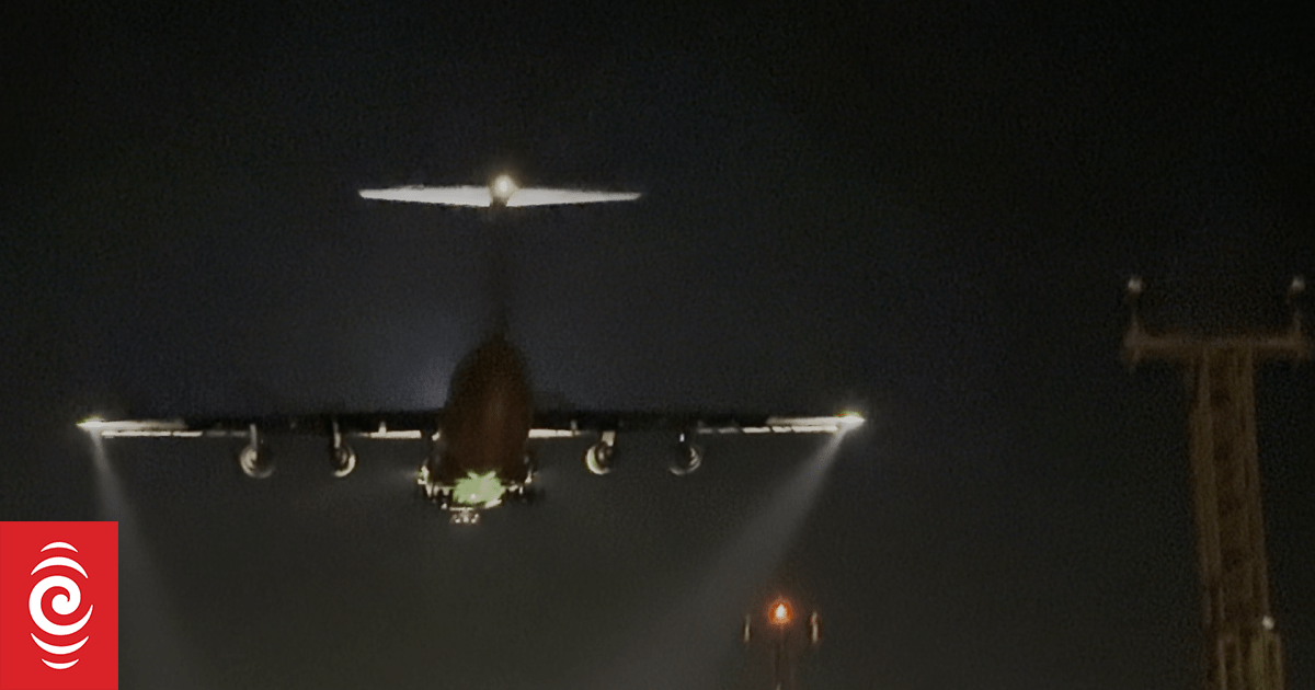 Watch: US Air Force's largest plane lands in Auckland to make special ...