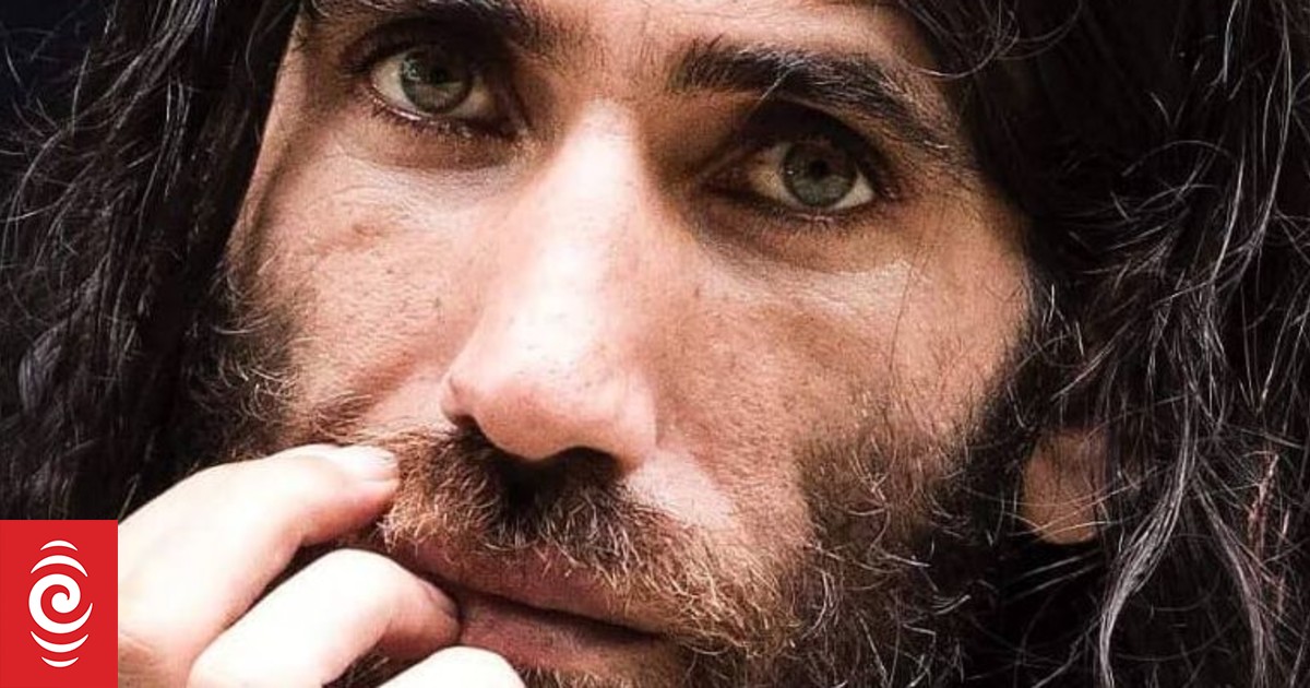 'Art as resistance' - Writing from Manus Prison | RNZ News