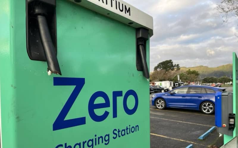 Wave of copper cable thefts from Wellington EV chargers leaves drivers ...