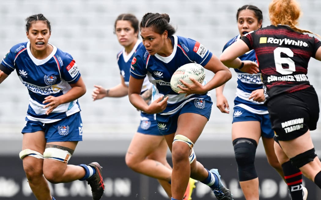 Sibling rivalry and Dad's wise words help propel Maama Vaipulu into ...