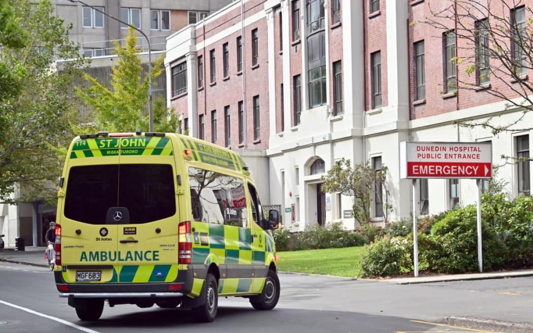 Paying student nurses no way to relieve health crisis, critic says ...