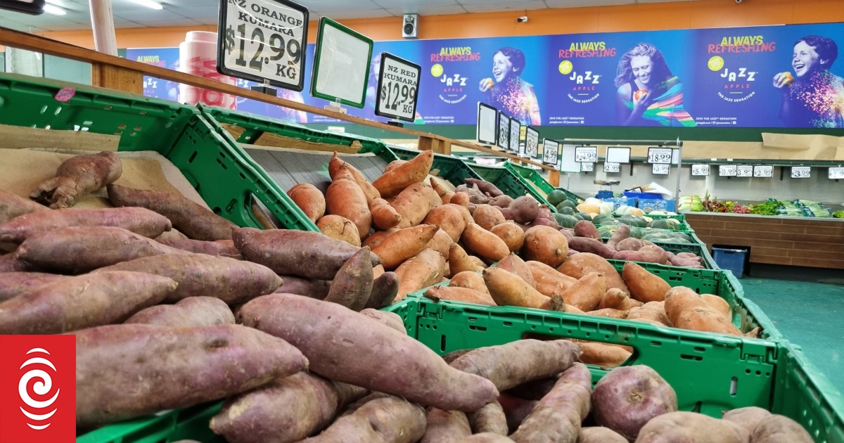 Fruit and Vege Report with Glenn Forsyth | RNZ