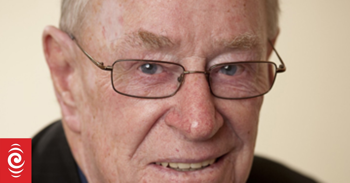 'He was somebody extraordinary' - Tributes flow for union leader Ken ...