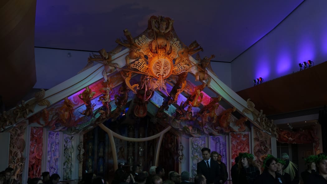 Māori artist Cliff Whiting dies aged 81 | RNZ News