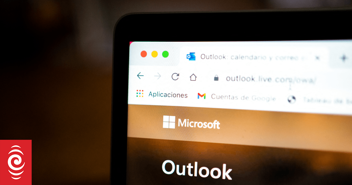Tens of thousands affected as Microsoft Outlook, 365 down in global ...