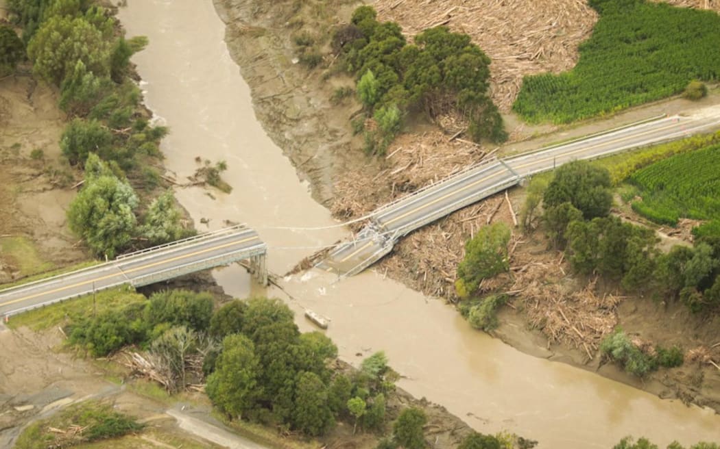 Widespread devastation: Gabrielle in pictures | RNZ News