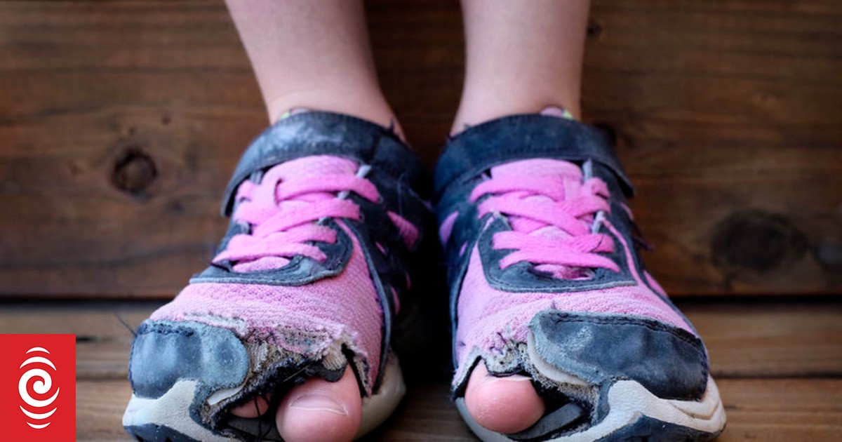 More than 250,000 New Zealand children living in poverty, new figures ...