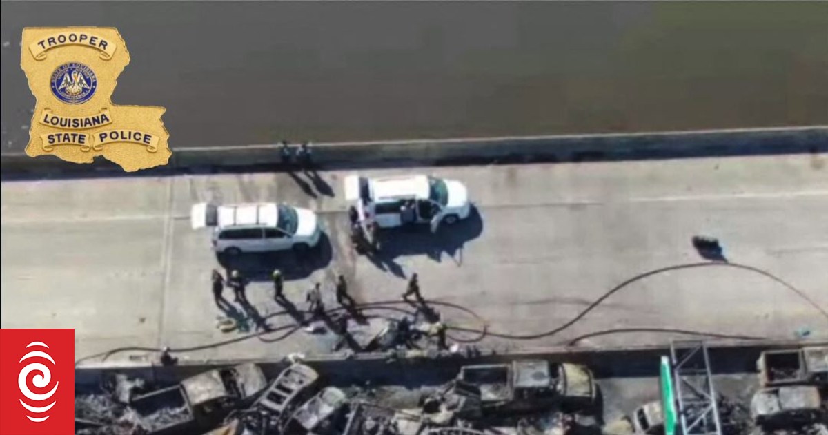 Multiple dead after 'super fog' causes huge pile-up in New Orleans ...