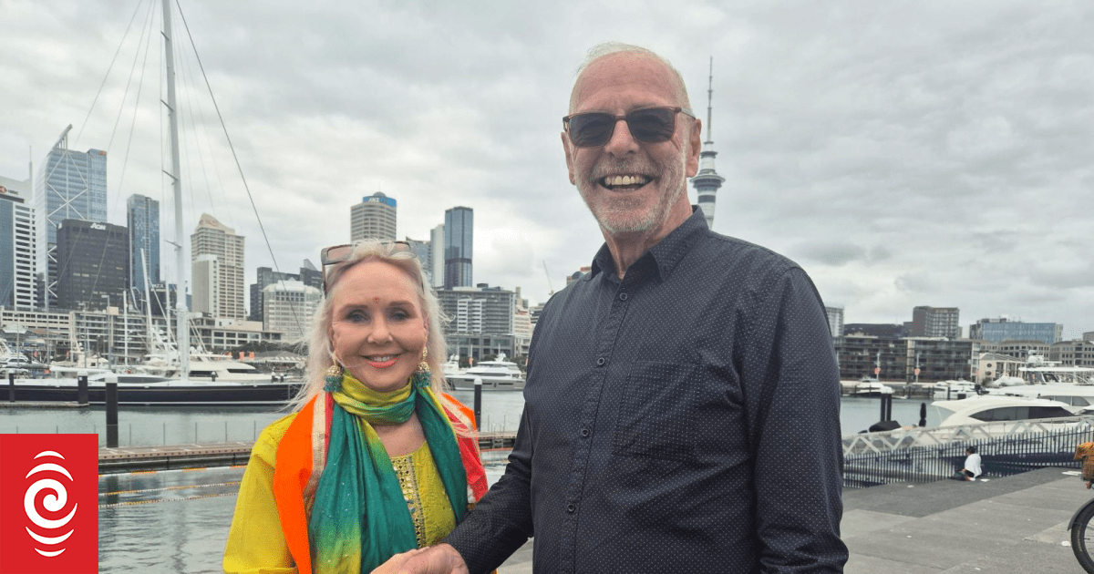 Wayne Brown returns as Auckland mayor, promising transport fixes | RNZ News