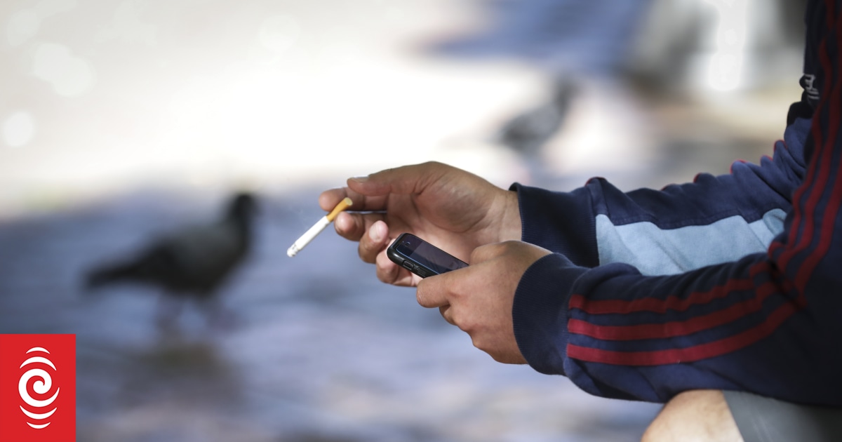What young people think of phasing out all tobacco products | RNZ
