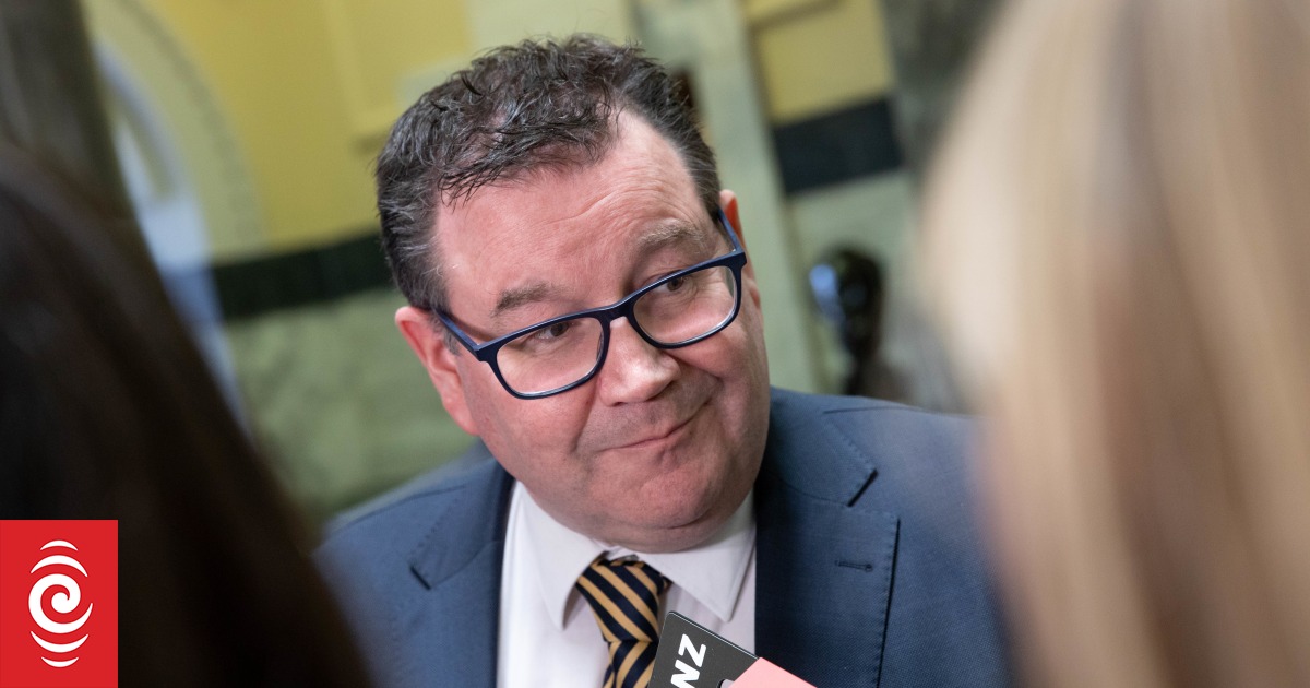 Robertson:more batches of avgas due next week | RNZ