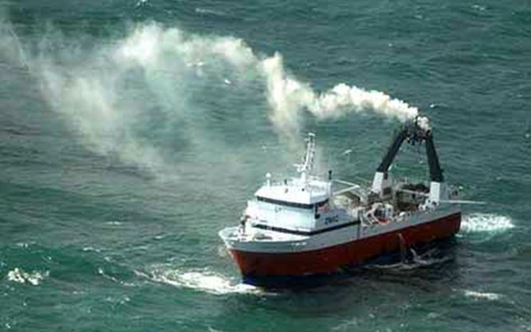 Report into fishing boat blaze released | RNZ News