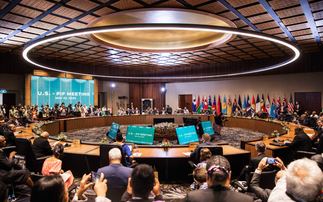 Hipkins juggles competing ideologies over PNG-US deal | RNZ