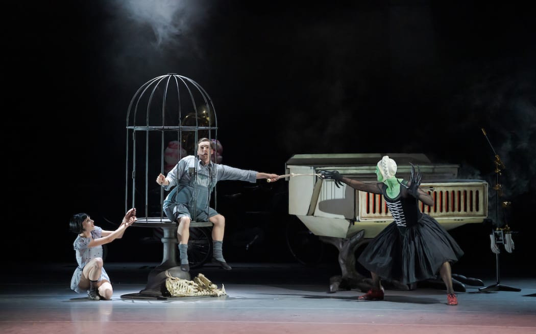 Claire Cowan: Conjuring fables and fairy tales | RNZ