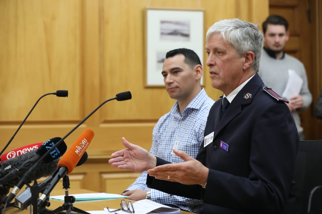 Support and criticism for misuse of drugs bill at select committee | RNZ
