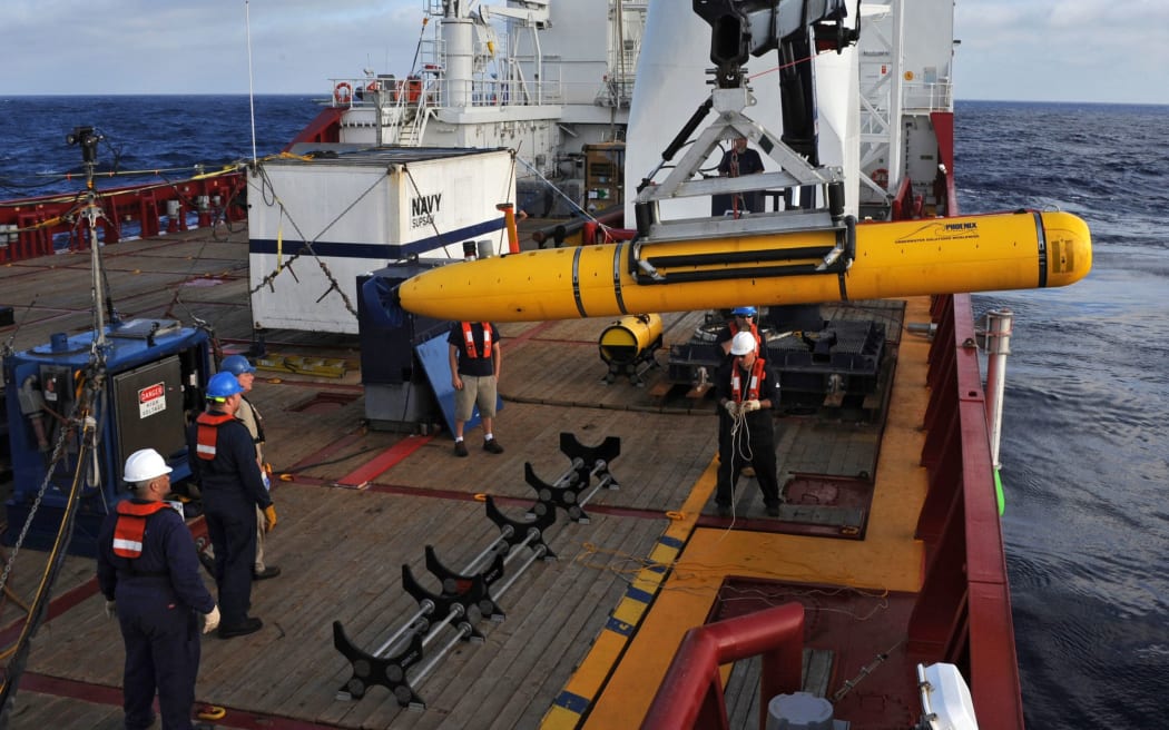Mini-sub completes first search | RNZ News