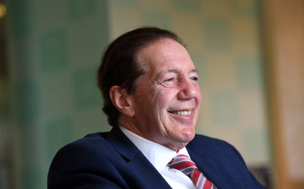 Sir Tim Shadbolt no-show at Invercargill mayoral debate | RNZ News