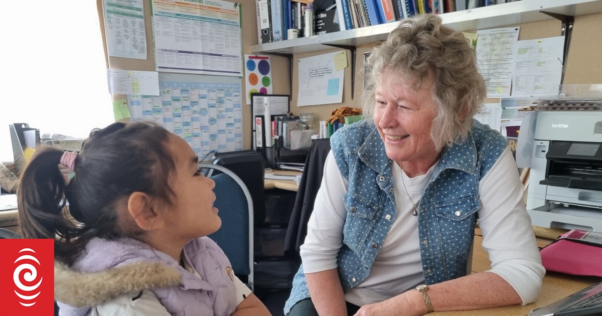 Nelson volunteers 'on a mission to democratise oracy' | RNZ News