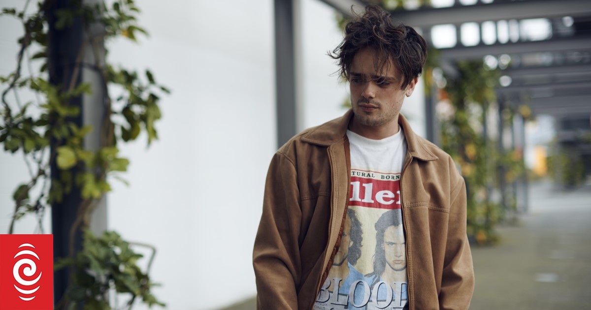 VIDEO PREMIERE: Harry Parsons ‘Scars’ | RNZ