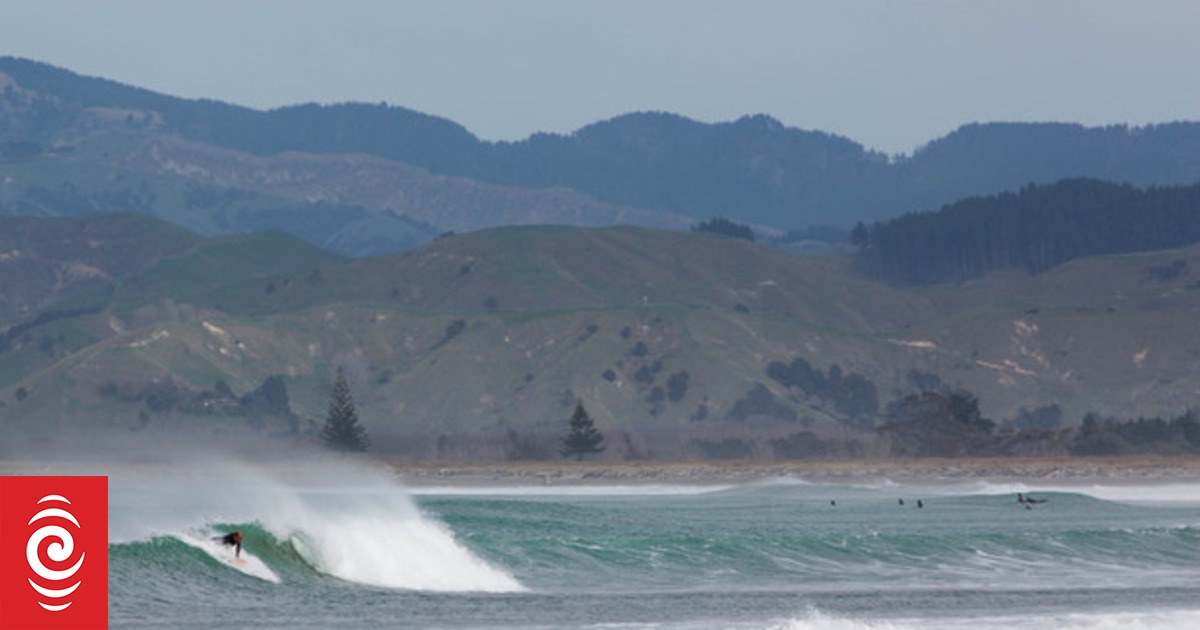 Investigating Surf Rage | RNZ