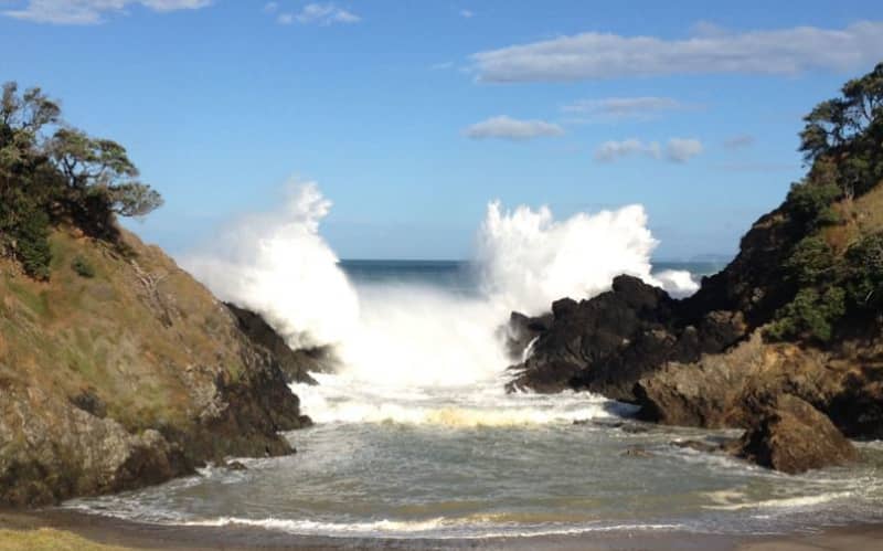 Fishing spot where two men went missing is notorious danger zone | RNZ