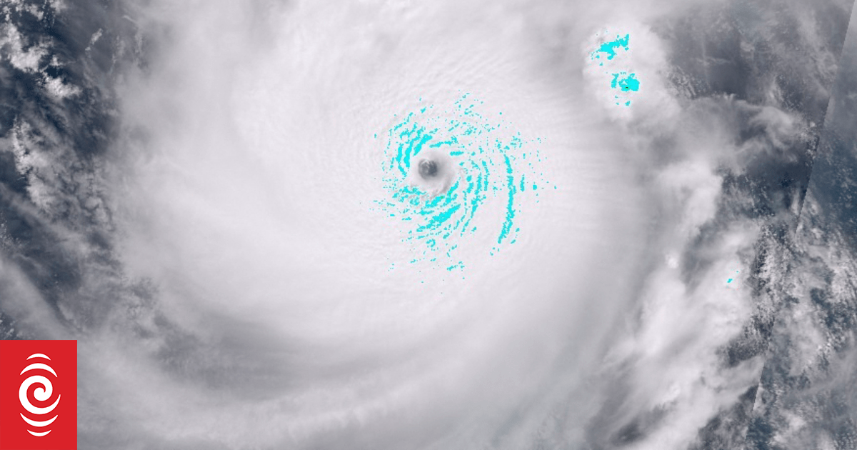 Hurricane Milton exploded into a powerful Category 5 storm as it headed ...