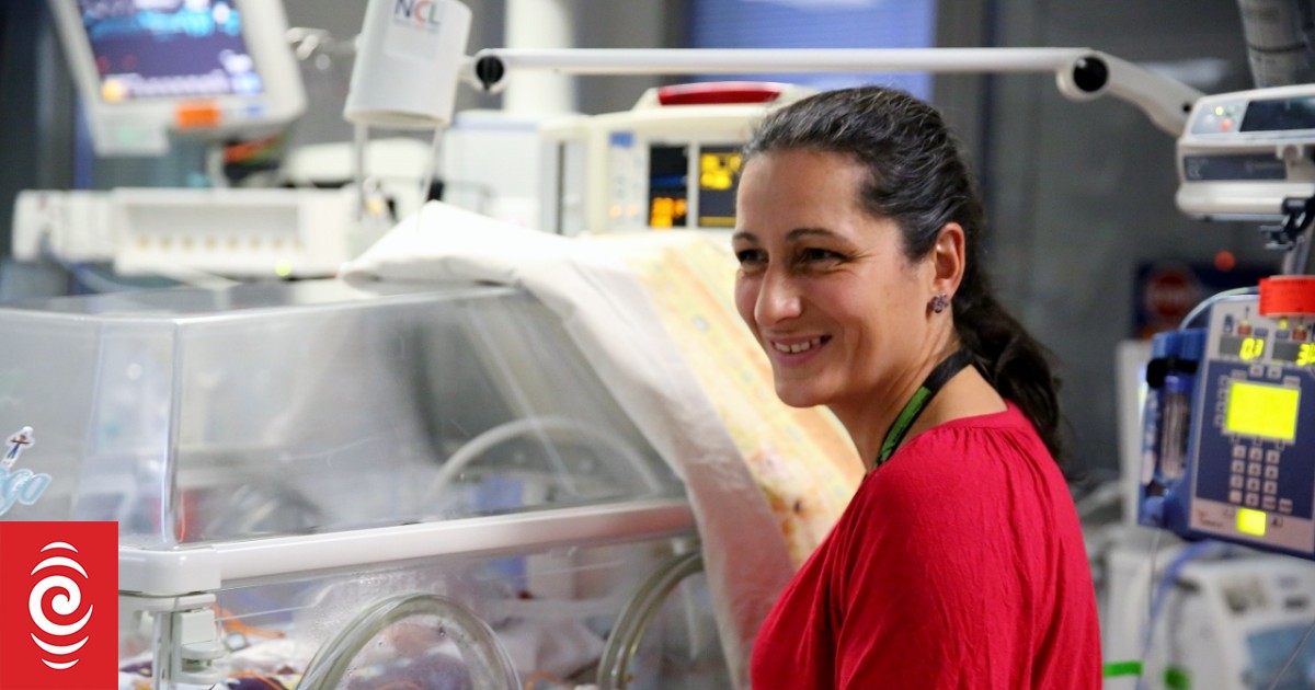 Dr Max Berry: the huge job of looking after tiny babies | RNZ