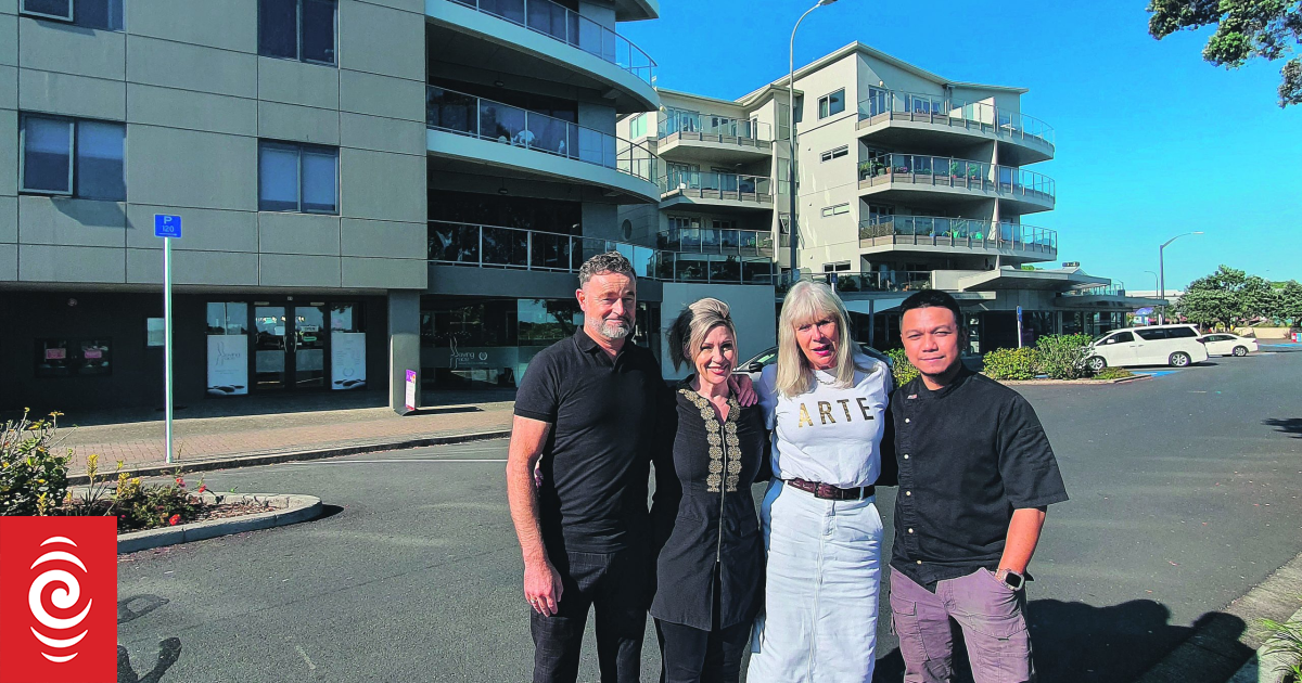 Businesses fear months of flood work will ‘destroy livelihood’ | RNZ News
