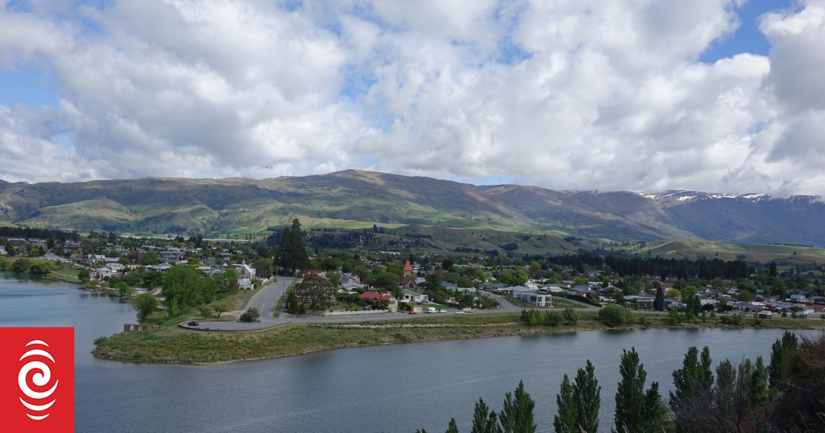 Otago town faces accommodation crisis - mayor | RNZ News